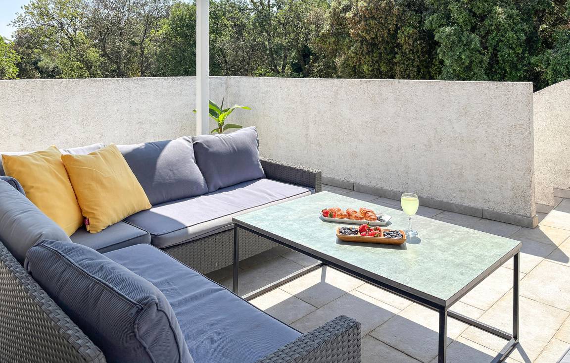 140 M² Apartment ∙ 2 Bedrooms ∙ 5 Guests - Krnica