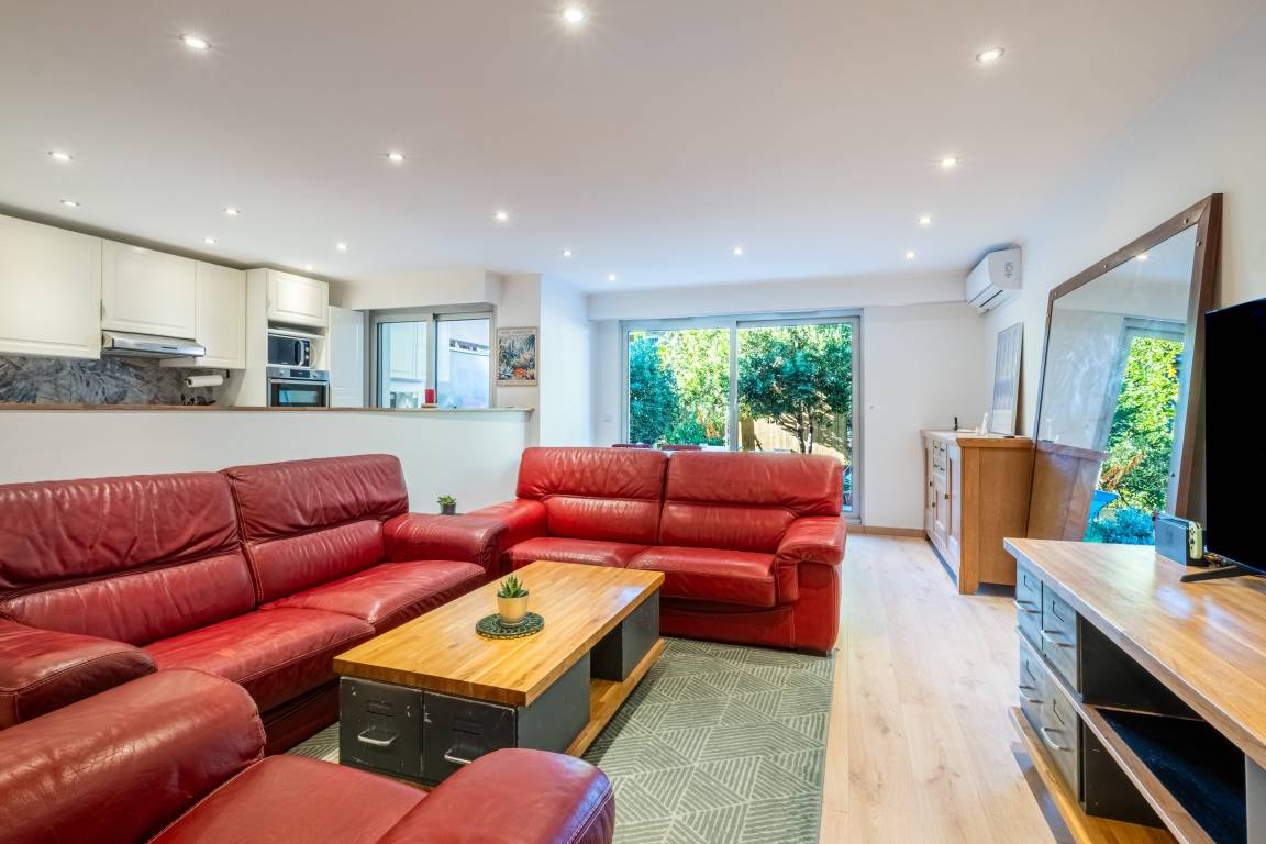 90 M² Appartement ∙ 3 Chambres ∙ 6 Personnes - Nice