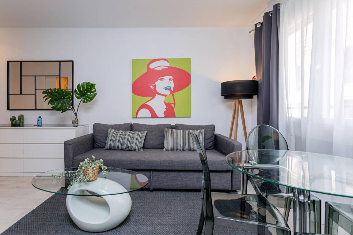 40 M² Apartamento ∙ 1 Habitación ∙ 2 Huéspedes - Estación de Cercanias de Recoletos - Madrid