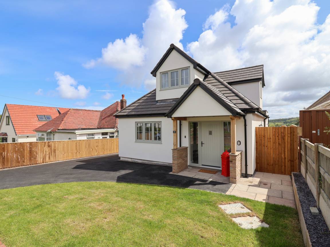 Cottage ∙ 4 Bedrooms ∙ 8 Guests - Conwy