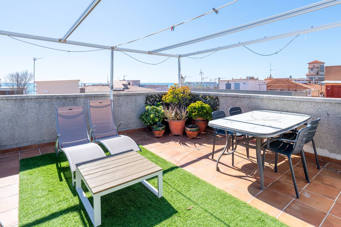 60 M² Apartamento ∙ 2 Habitaciones ∙ 6 Huéspedes - Comarruga