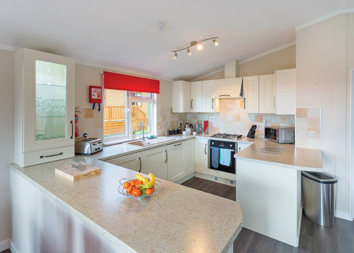 Chalet ∙ 2 Bedrooms ∙ 4 Guests - Cheddar