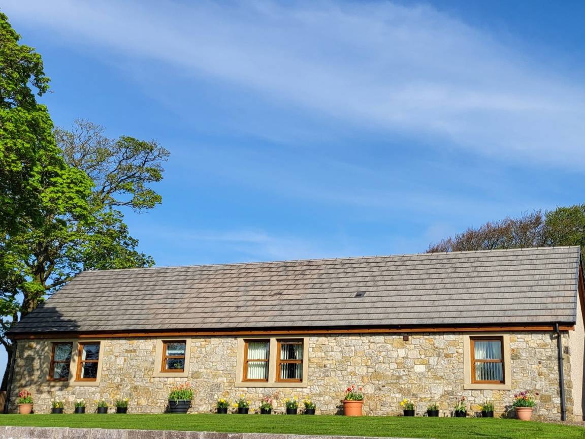 Cottage ∙ 3 Bedrooms ∙ 8 Guests - Livingston