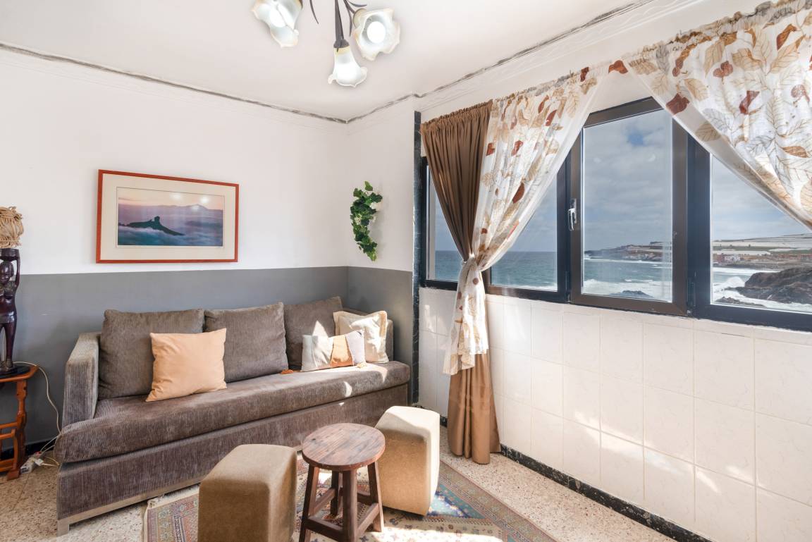 90 M² Apartamento ∙ 2 Habitaciones ∙ 5 Huéspedes - Gáldar