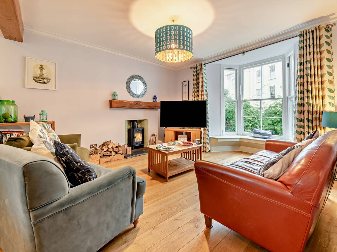 Cottage ∙ 3 Bedrooms ∙ 6 Guests - Tenby
