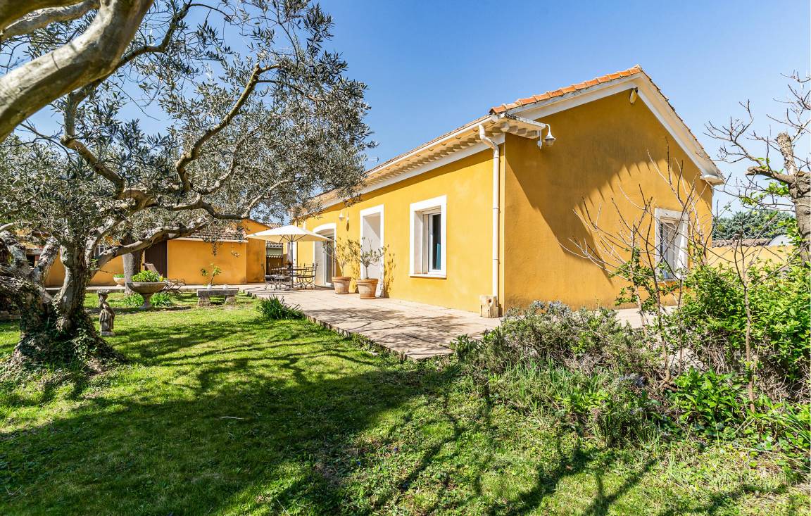 95 M² Maison De Vacances ∙ 2 Chambres ∙ 4 Personnes - Cavaillon