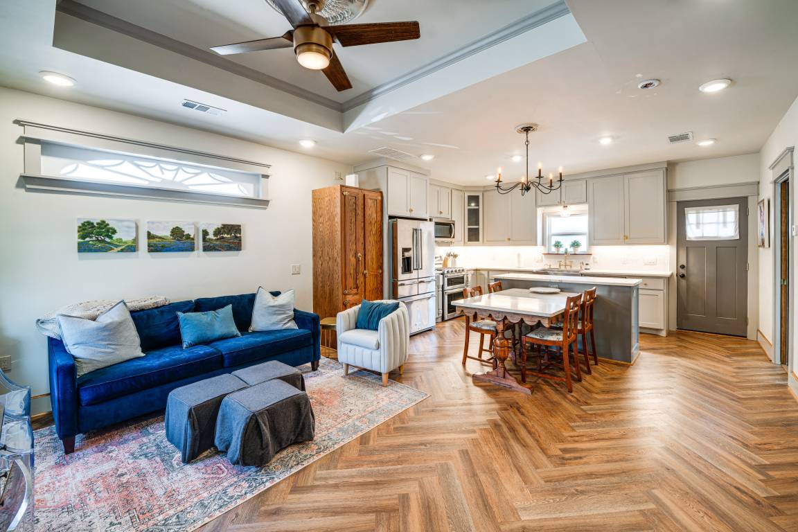 69 M² House ∙ 1 Bedroom ∙ 4 Guests - Dallas, TX