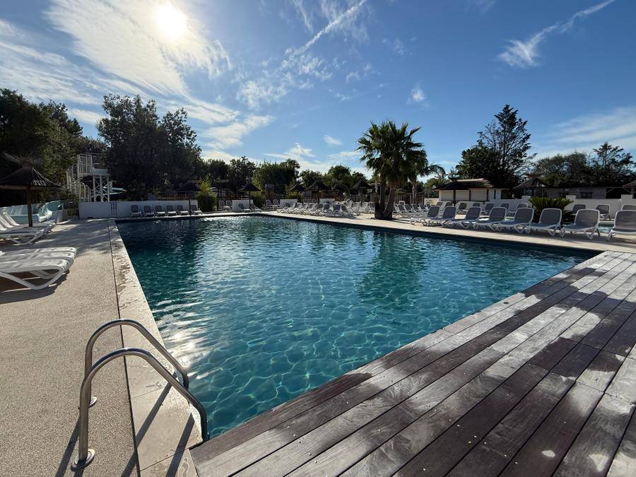 62 M² Mobil-home ∙ 2 Chambres ∙ 12 Personnes - Camargue