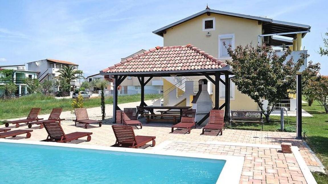 80 M² Apartment ∙ 2 Bedrooms ∙ 4 Guests - Privlaka