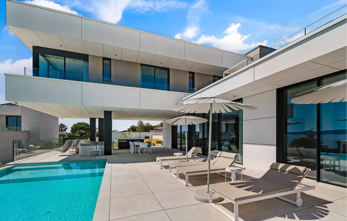 346 M² House ∙ 6 Bedrooms ∙ 12 Guests - Zadar
