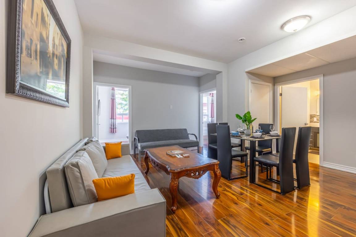 700 M² Apartment ∙ 2 Bedrooms ∙ 5 Guests - Niagara Falls