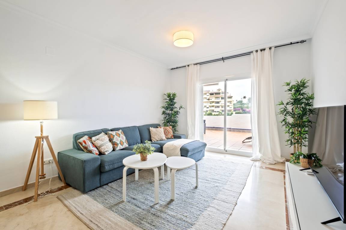 109 M² Apartment ∙ 3 Bedrooms ∙ 6 Guests - Estepona