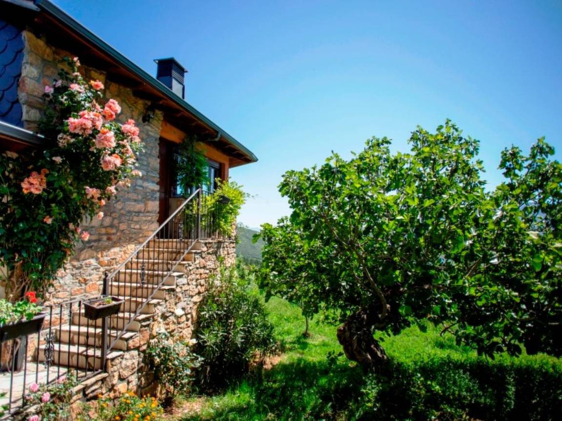 120 M² Casa ∙ 4 Habitaciones ∙ 10 Huéspedes - Las Médulas