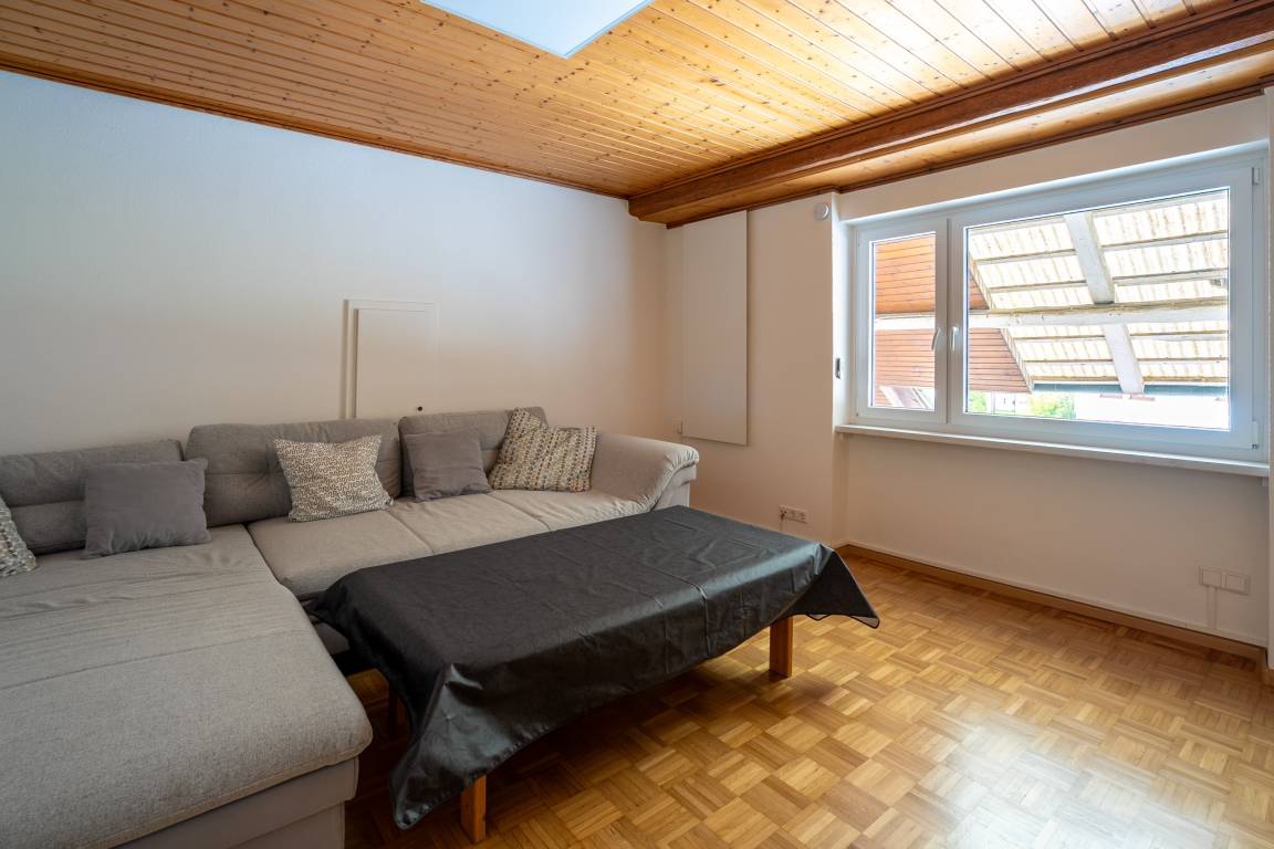 90 M² Ferienwohnung ∙ 2 Schlafzimmer ∙ 5 Gäste - Kandern