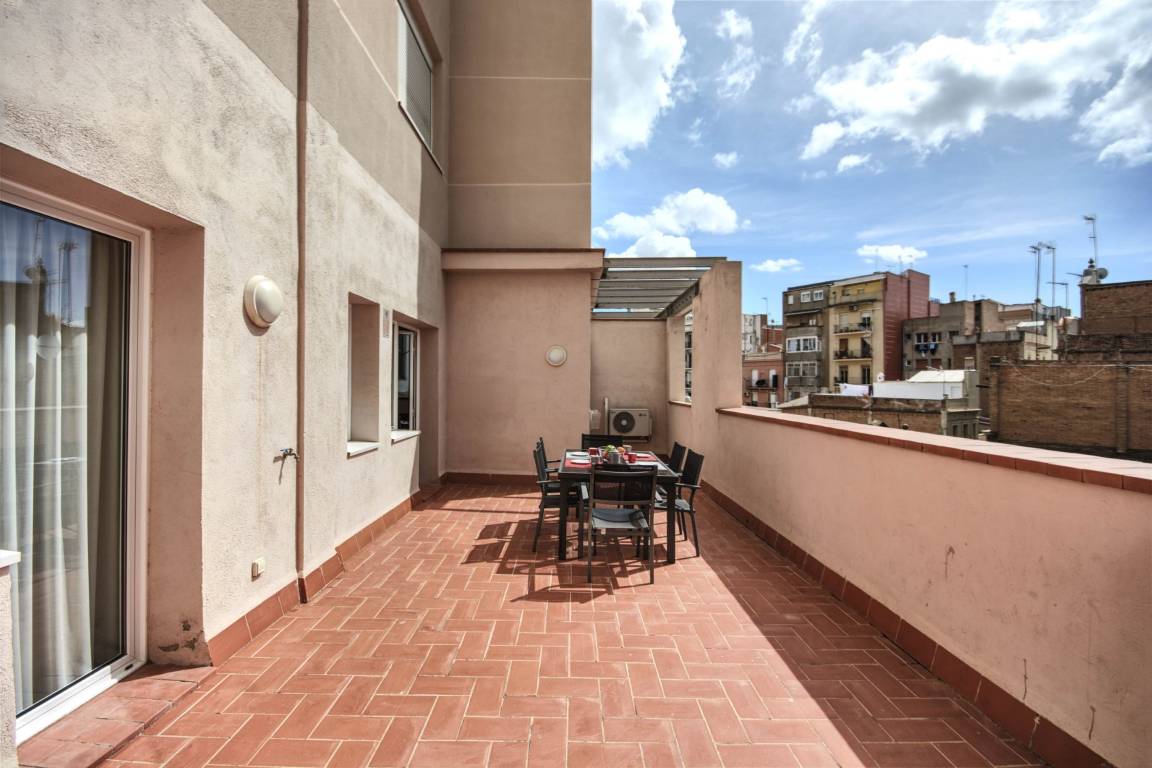 45 M² Apartamento ∙ 1 Habitación ∙ 5 Huéspedes - Sant Just Desvern