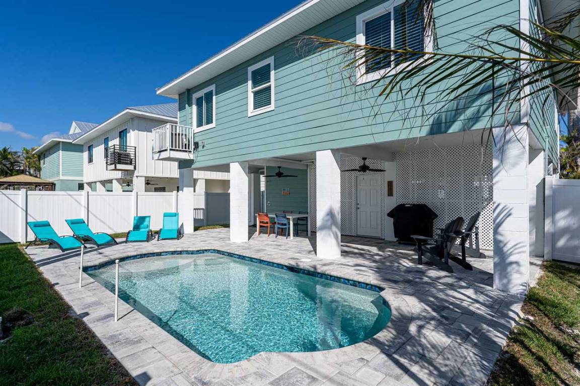 114 M² House ∙ 3 Bedrooms ∙ 8 Guests - Fort Myers Beach, FL