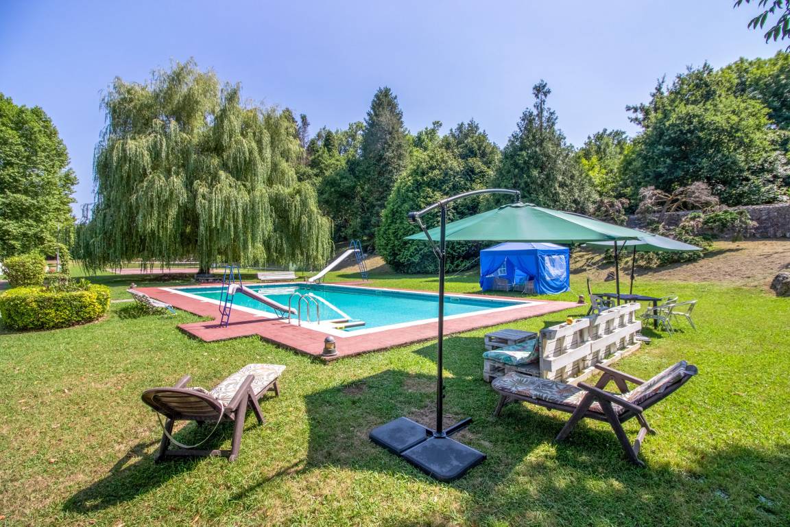300 M² Talo ∙ 5 Makuuhuonetta ∙ 12 Vierasta - Santander