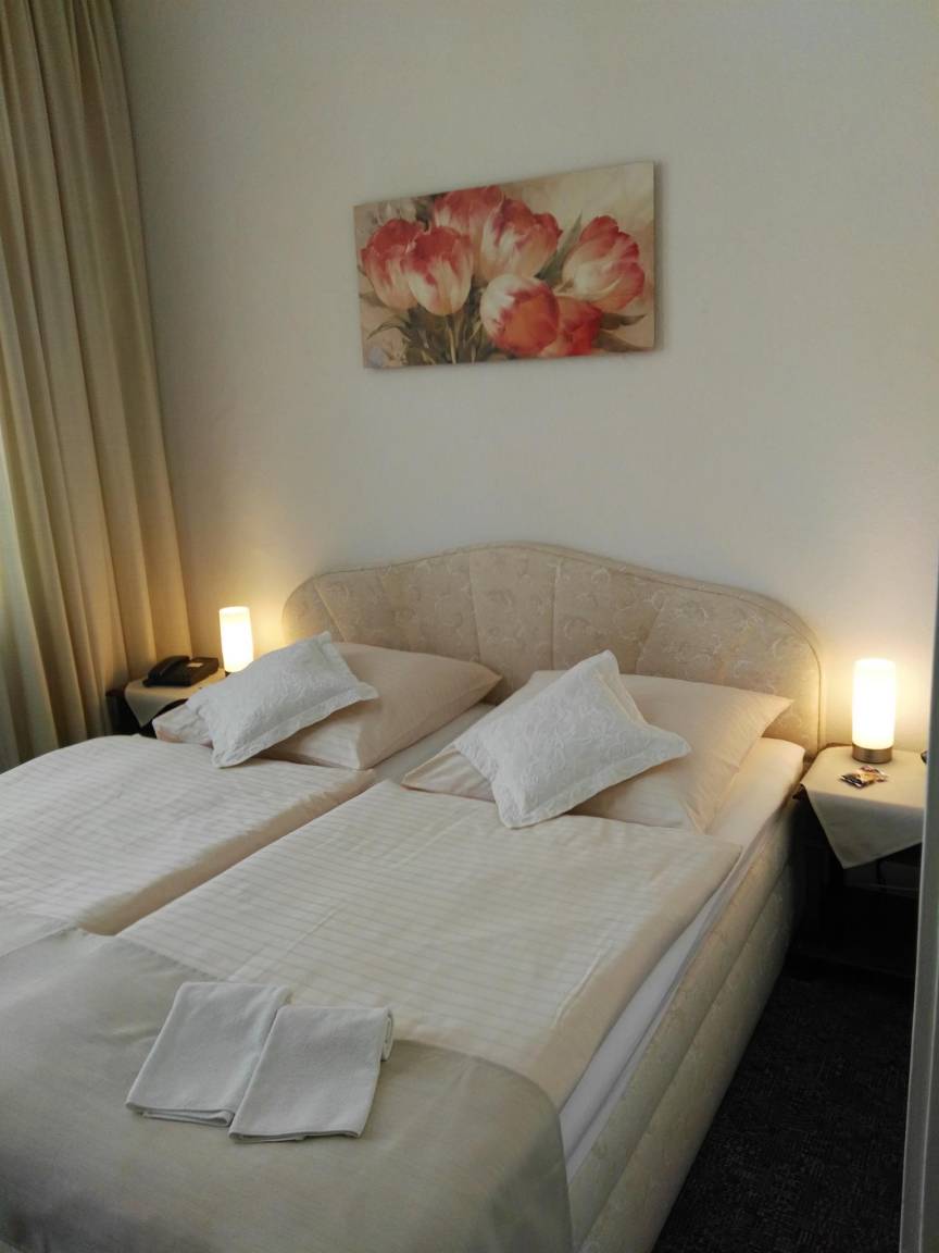 Hotel ∙ 2 Guests - Bad Pyrmont