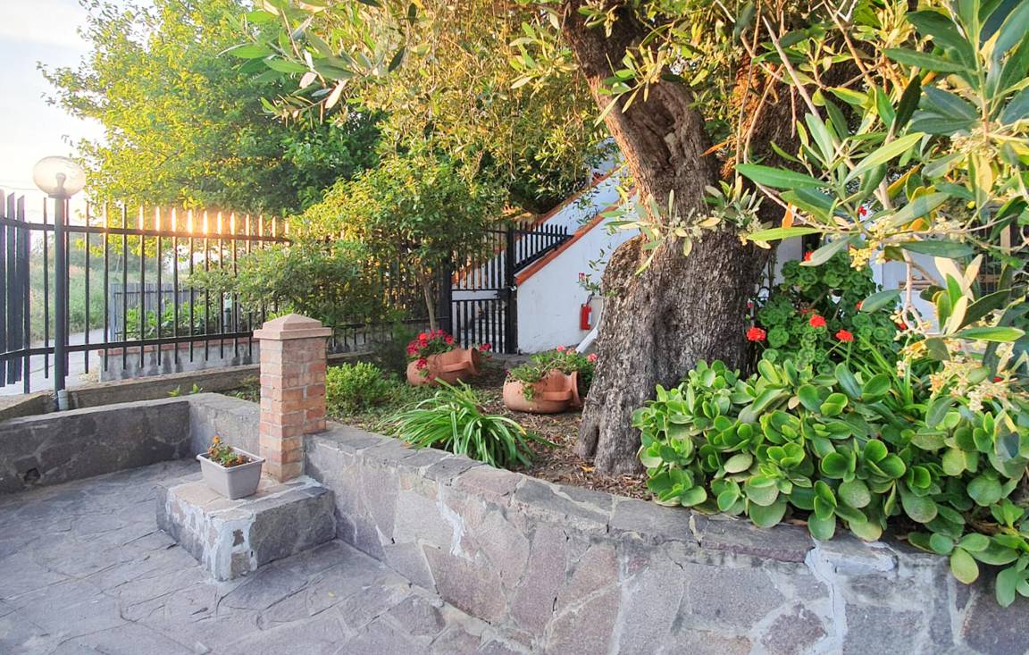 60 M² Apartment ∙ 2 Bedrooms ∙ 5 Guests - Casal Velino