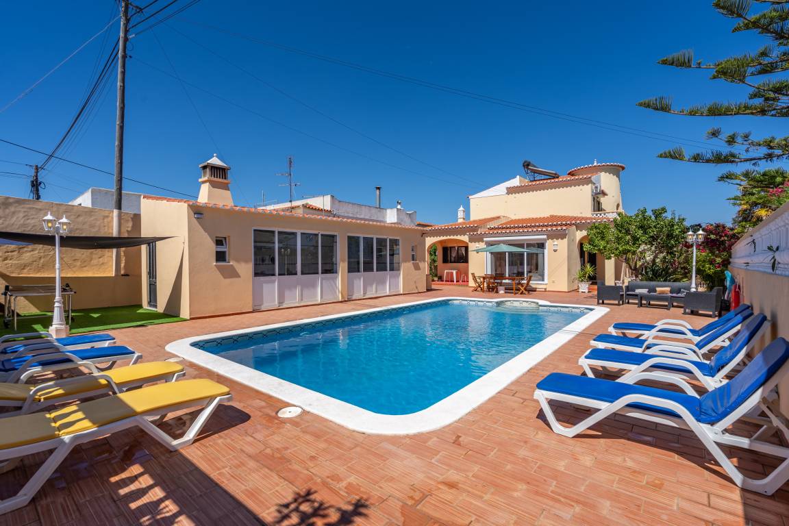 240 M² Maison De Vacances ∙ 4 Chambres ∙ 8 Personnes - Carvoeiro