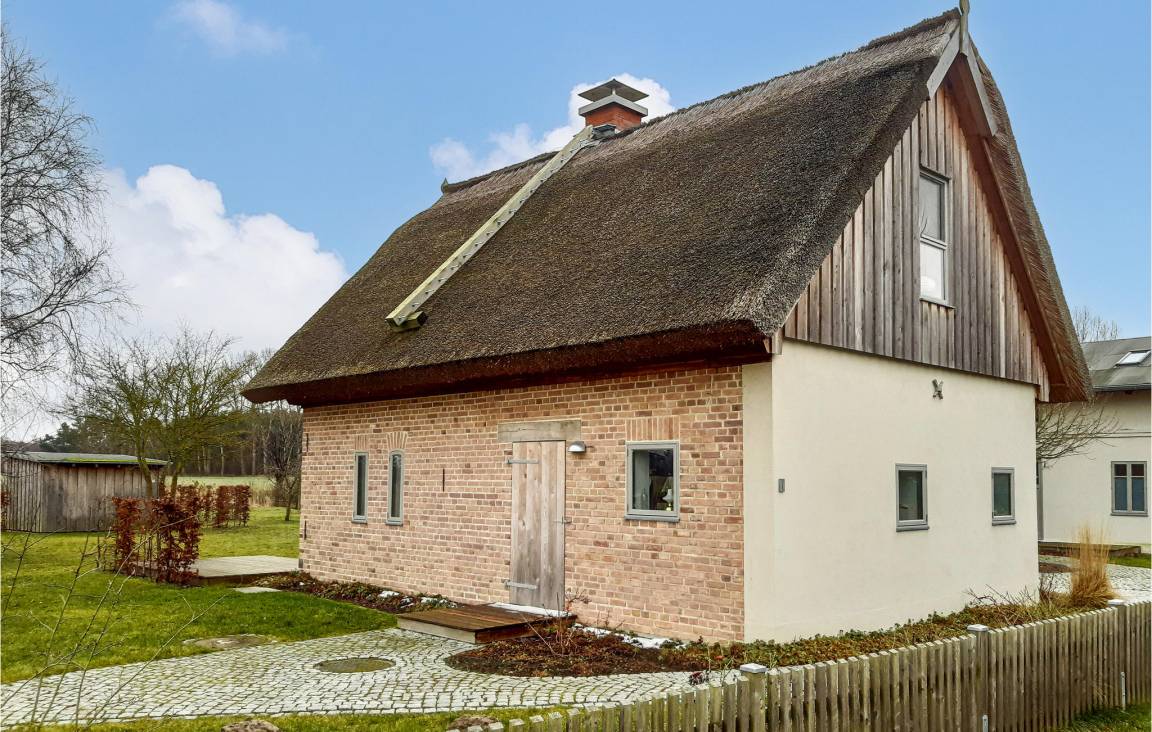 75 M² Ferienhaus ∙ 2 Schlafzimmer ∙ 4 Gäste - Lassan