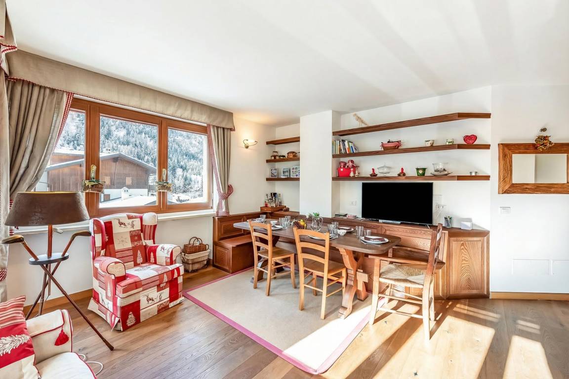109 M² Apartment ∙ 3 Bedrooms ∙ 6 Guests - Courmayeur