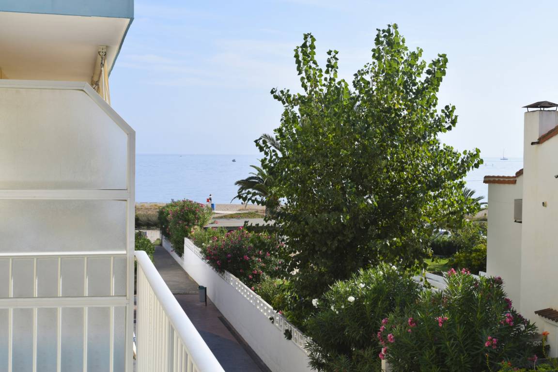 67 M² Apartamento ∙ 2 Habitaciones ∙ 4 Huéspedes - Gata de Gorgos