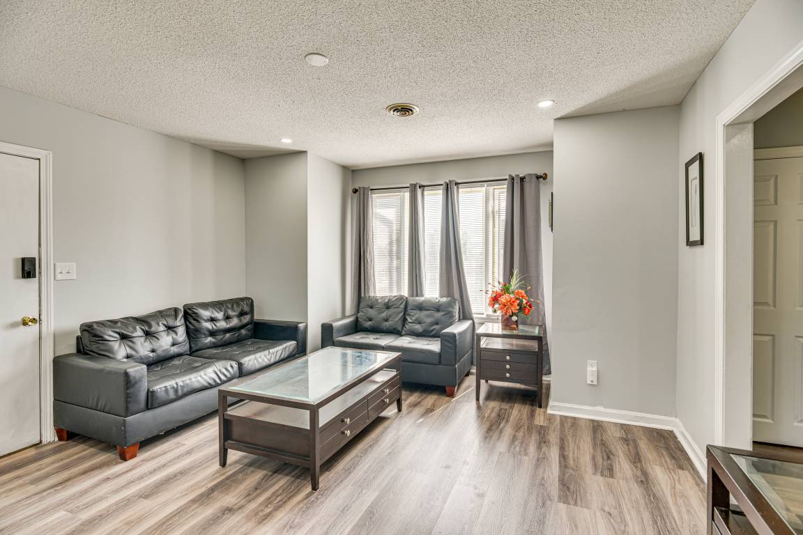 83 M² Apartment ∙ 2 Bedrooms ∙ 4 Guests - Berkley, MA