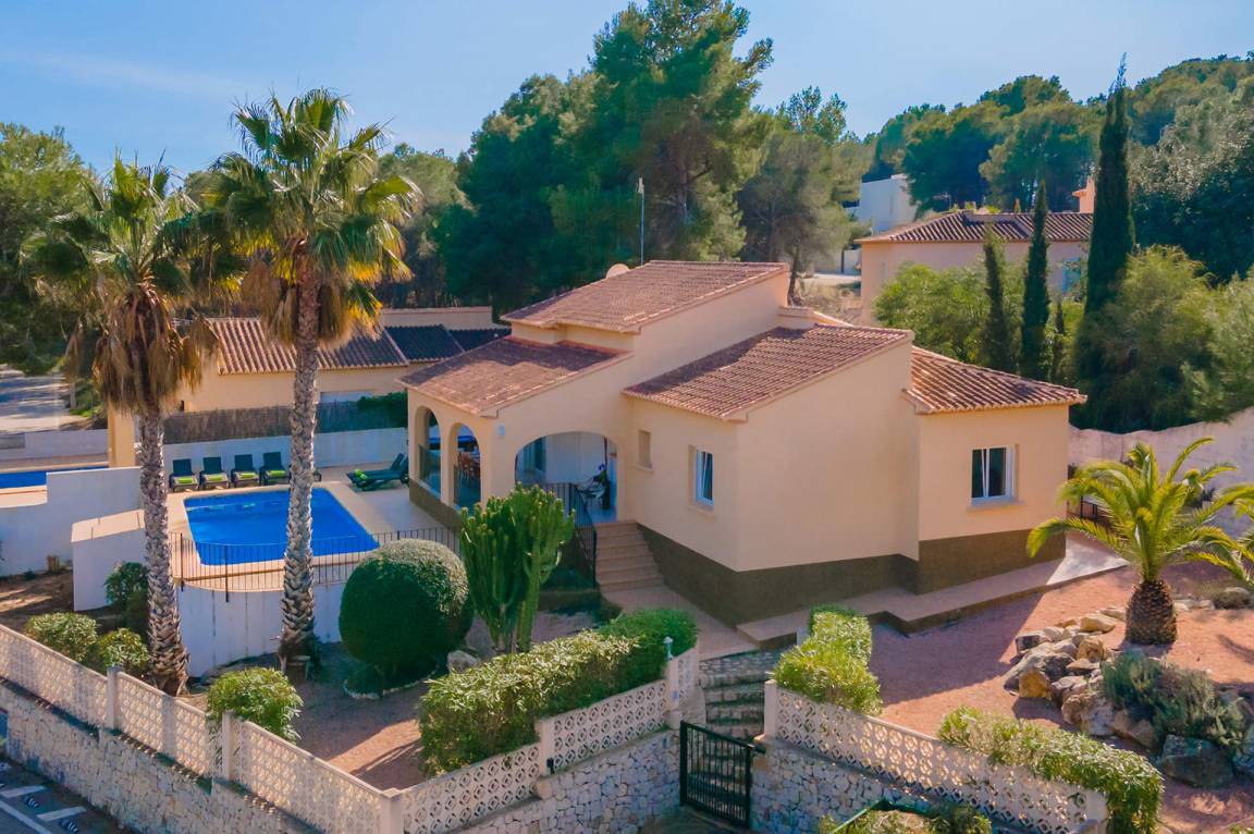 130 M² Villa ∙ 4 Schlafzimmer ∙ 8 Gäste - Moraira