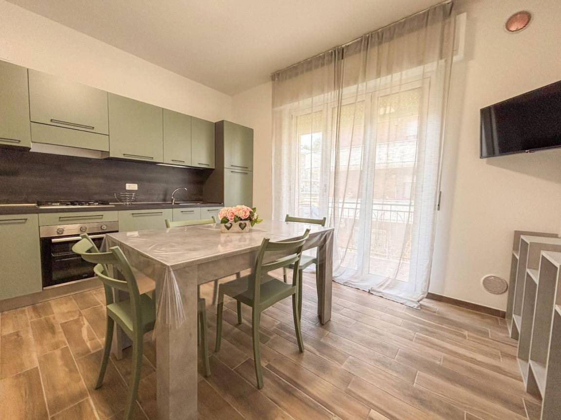 50 M² Apartamento ∙ 2 Habitaciones ∙ 4 Huéspedes - Pineto