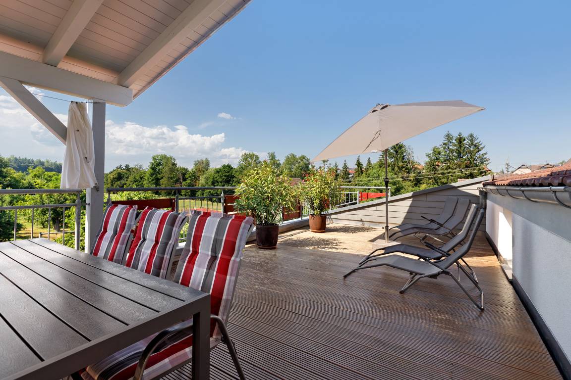 113 M² Ferienwohnung ∙ 2 Schlafzimmer ∙ 5 Gäste - Stockach