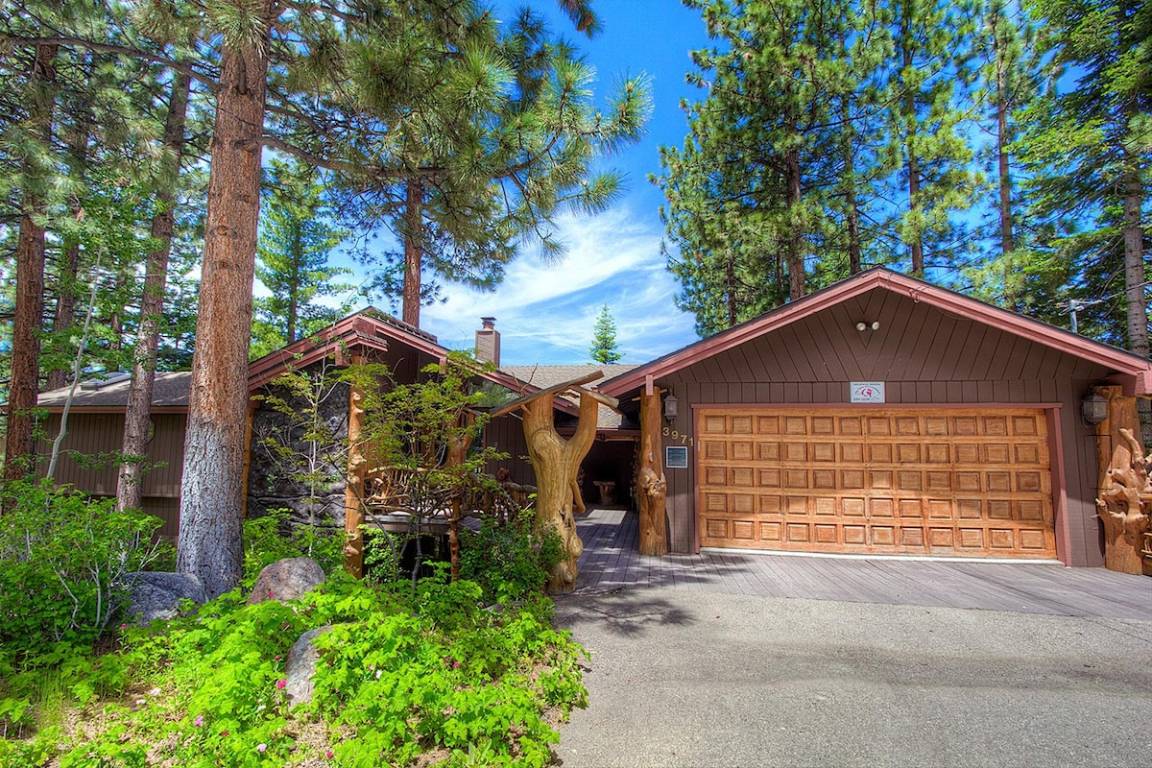 281 M² House ∙ 4 Bedrooms ∙ 12 Guests - South Lake Tahoe, CA