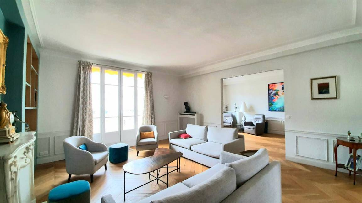 180 M² Appartement ∙ 3 Chambres ∙ 6 Personnes - Avenue des Champs-Élysées - Paris