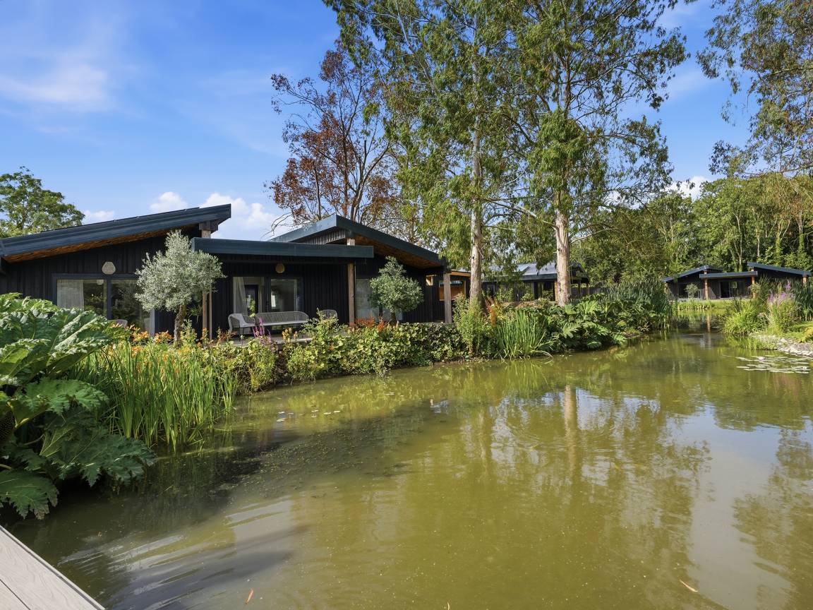 Cottage ∙ 2 Bedrooms ∙ 4 Guests - Beccles