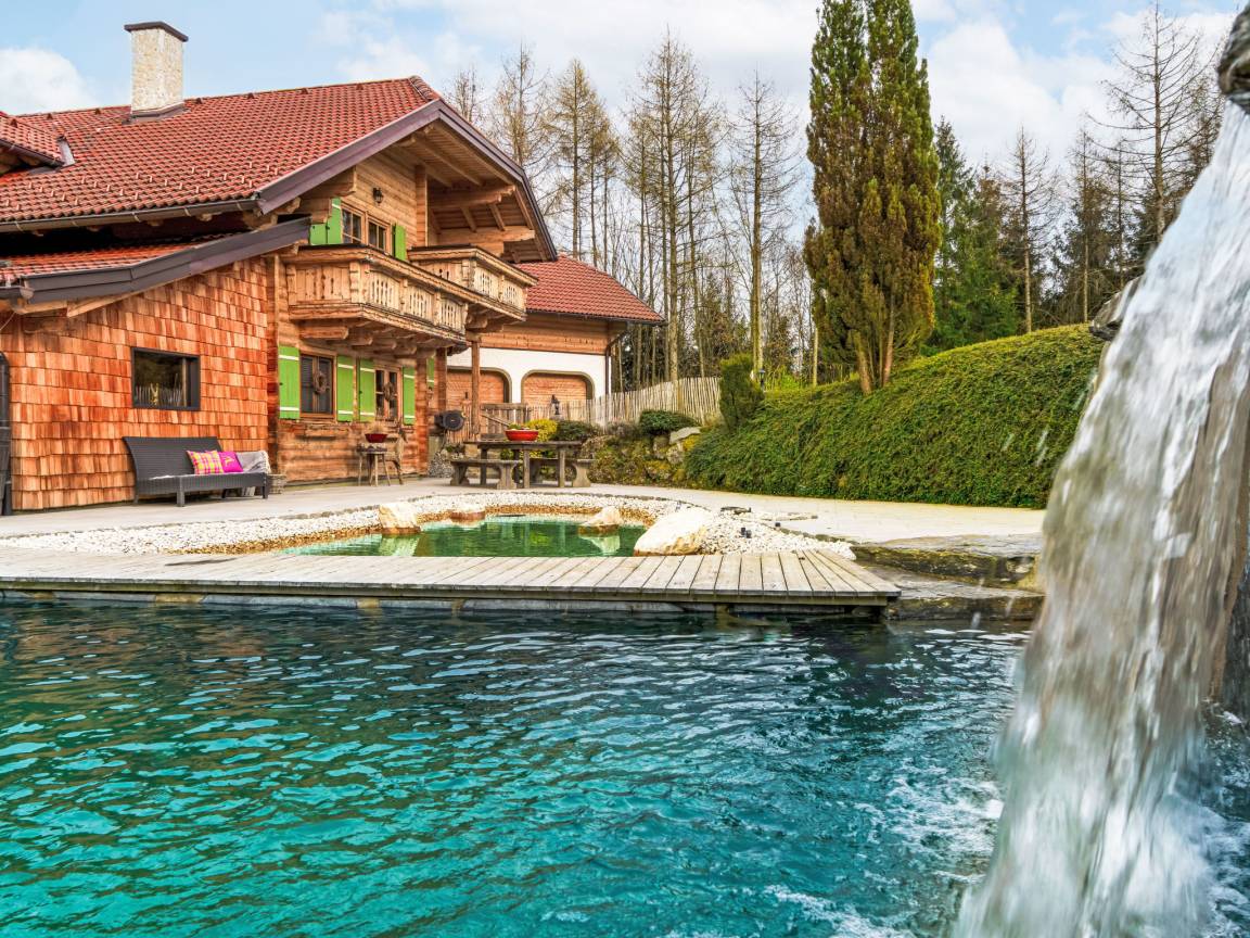 200 M² Ferienhaus ∙ 5 Schlafzimmer ∙ 10 Gäste - Mettmach