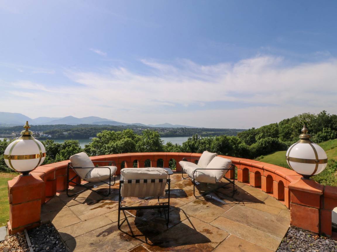 Cottage ∙ 2 Bedrooms ∙ 4 Guests - Bangor