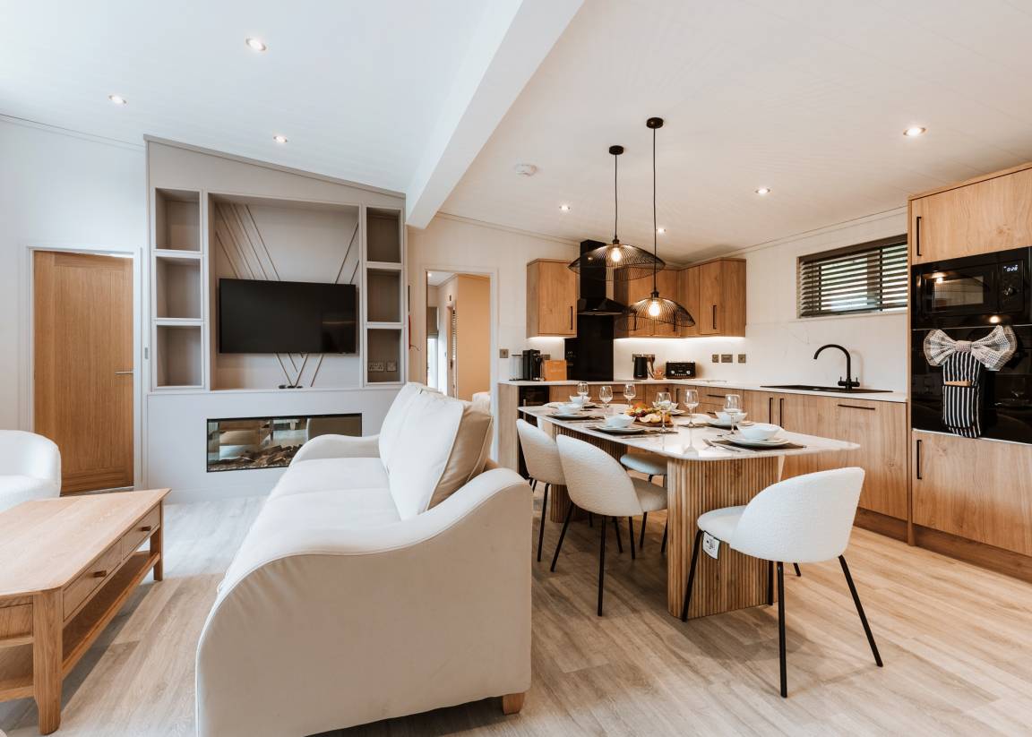 Chalet ∙ 3 Bedrooms ∙ 6 Guests - Shropshire