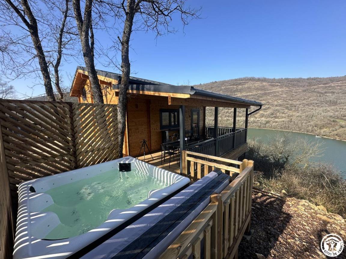 52 M² Gîte ∙ 4 Chambres ∙ 8 Personnes - Ain