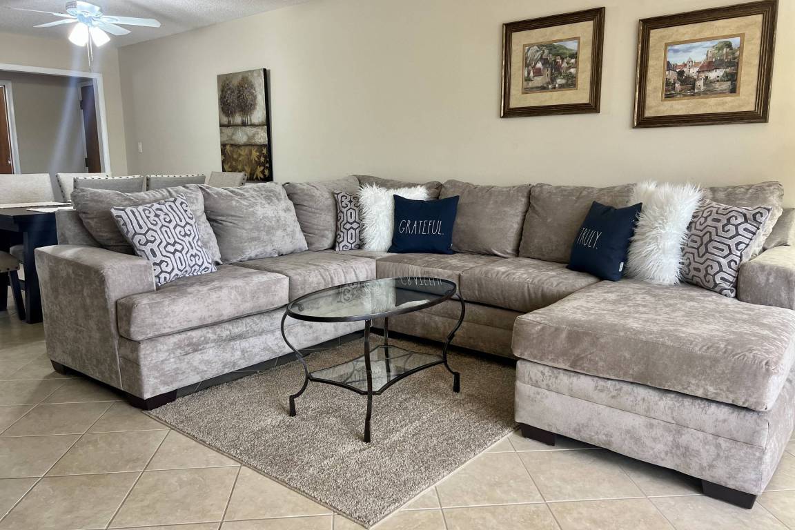 95 M² Ferienwohnung ∙ 2 Schlafzimmer ∙ 4 Gäste - Wesley Chapel, FL