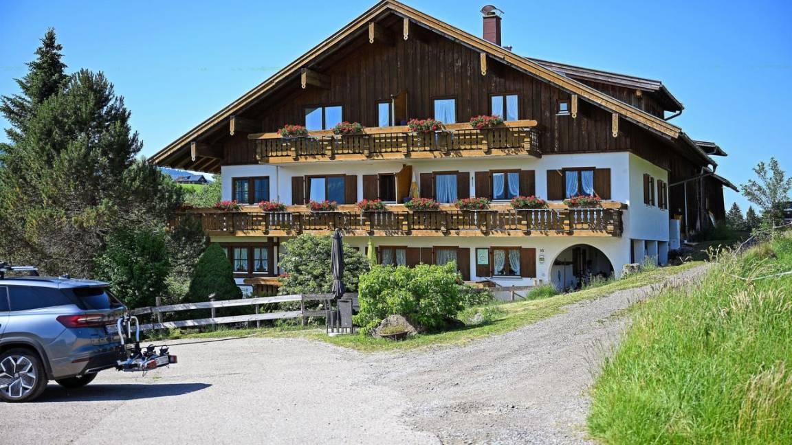 65 M² Ferienwohnung ∙ 1 Schlafzimmer ∙ 2 Gäste - Gunzesried