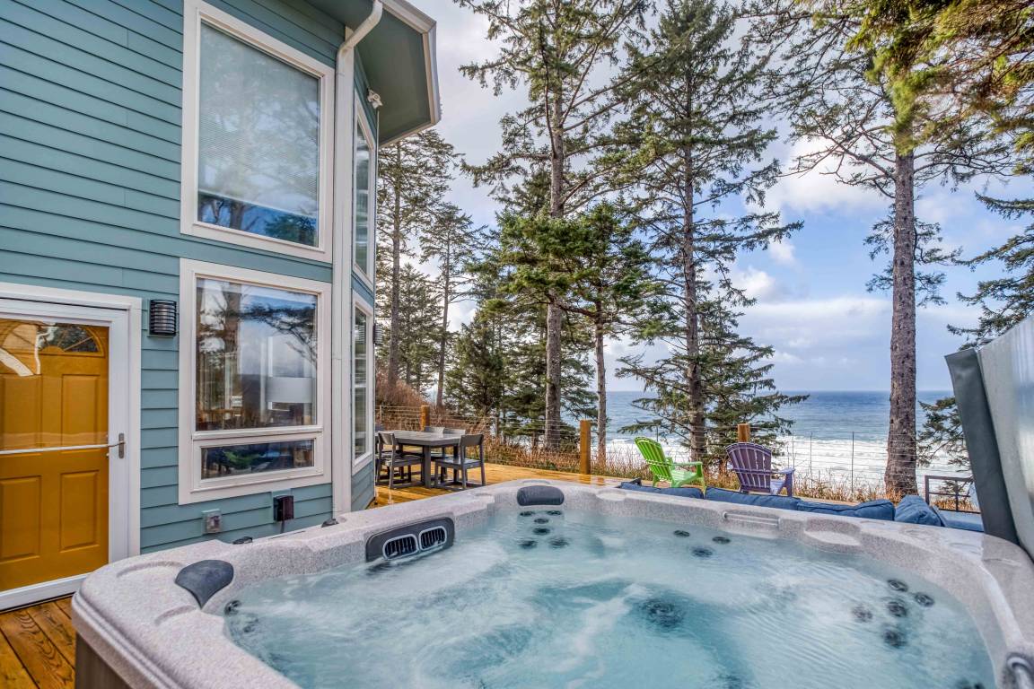 147 M² House ∙ 3 Bedrooms ∙ 7 Guests - Neskowin, OR