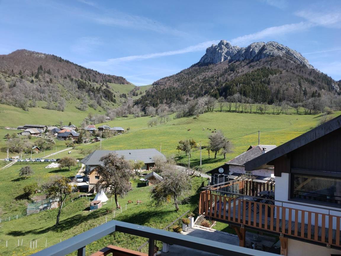 213 M² Gîte ∙ 5 Chambres ∙ 10 Personnes - Doussard