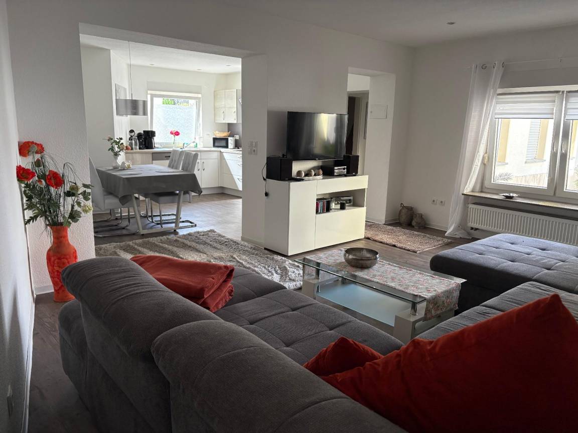 70 M² Ferienwohnung ∙ 1 Schlafzimmer ∙ 3 Gäste - Bad Ems