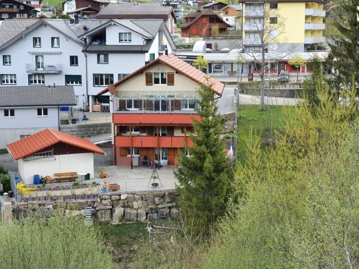 70 M² Appartement ∙ 3 Chambres ∙ 6 Personnes - Brienz