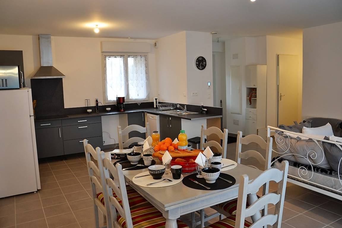 75 M² Gîte ∙ 2 Bedrooms ∙ 5 Guests - Lyon