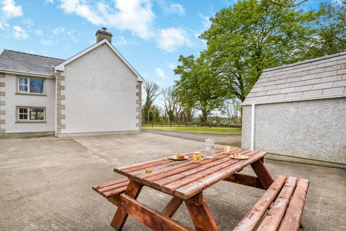 Cottage ∙ 4 Bedrooms ∙ 8 Guests - County Donegal