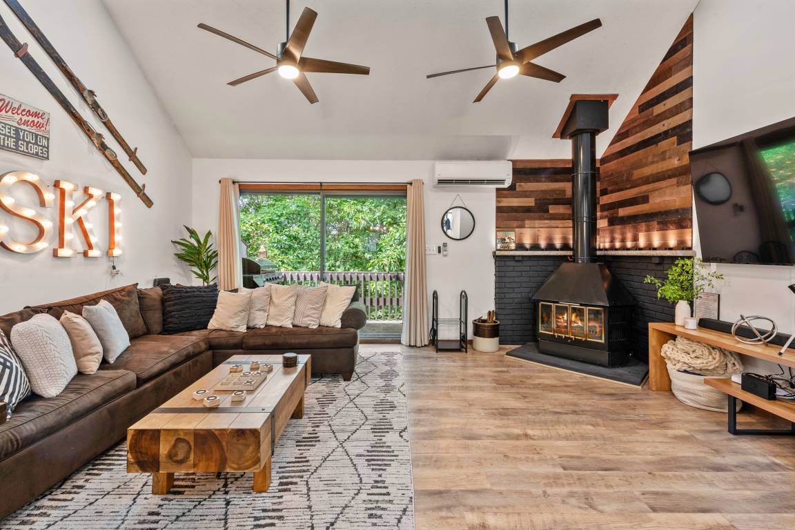 150 M² House ∙ 3 Bedrooms ∙ 7 Guests - Tannersville, PA