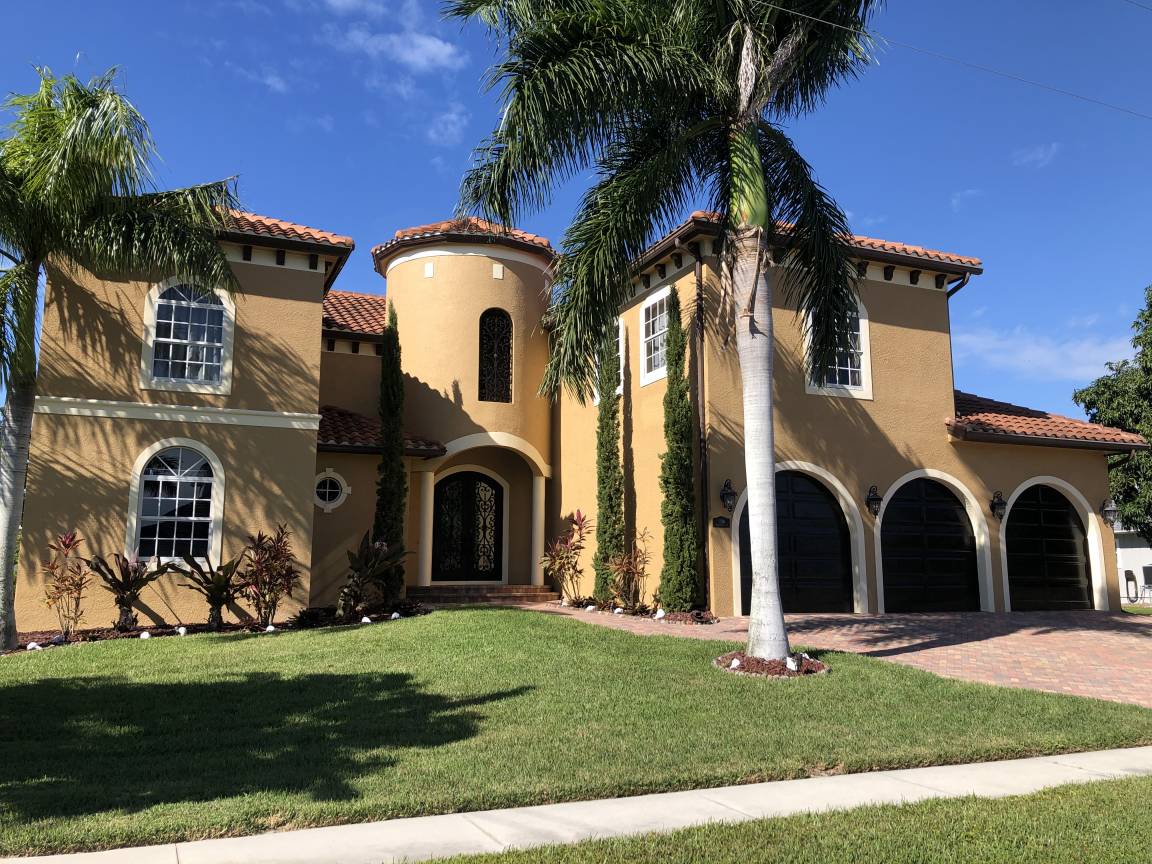 297 M² House ∙ 5 Bedrooms ∙ 10 Guests - Marco Island, FL