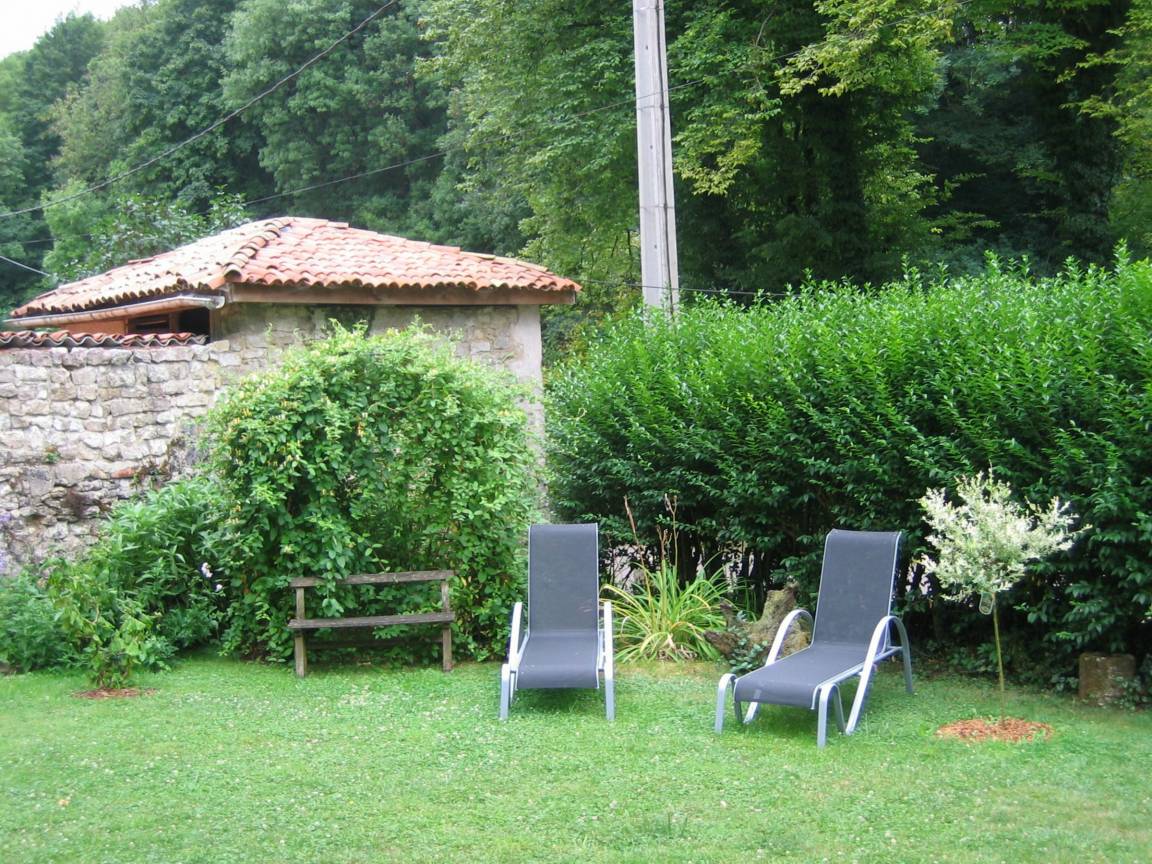 130 M² Cottage ∙ 2 Chambres ∙ 4 Personnes - Meuse