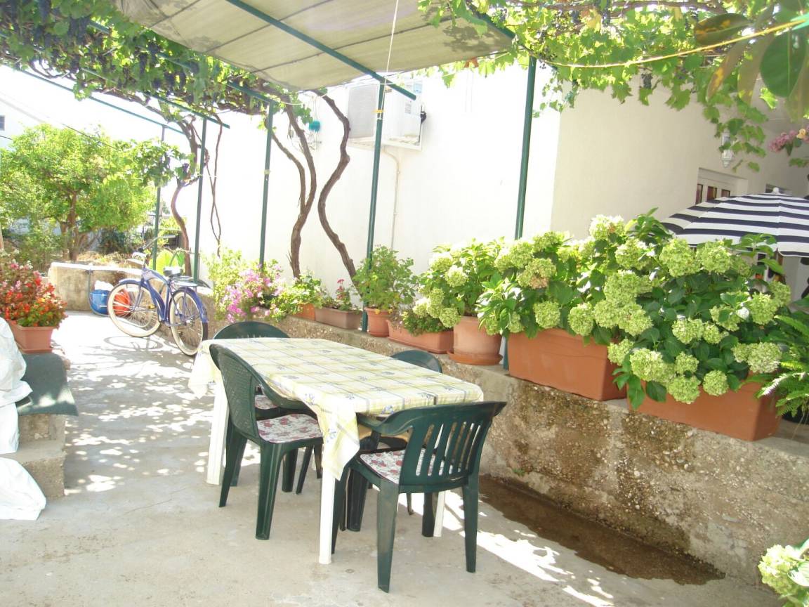 48 M² Apartment ∙ 2 Bedrooms ∙ 5 Guests - Drvenik